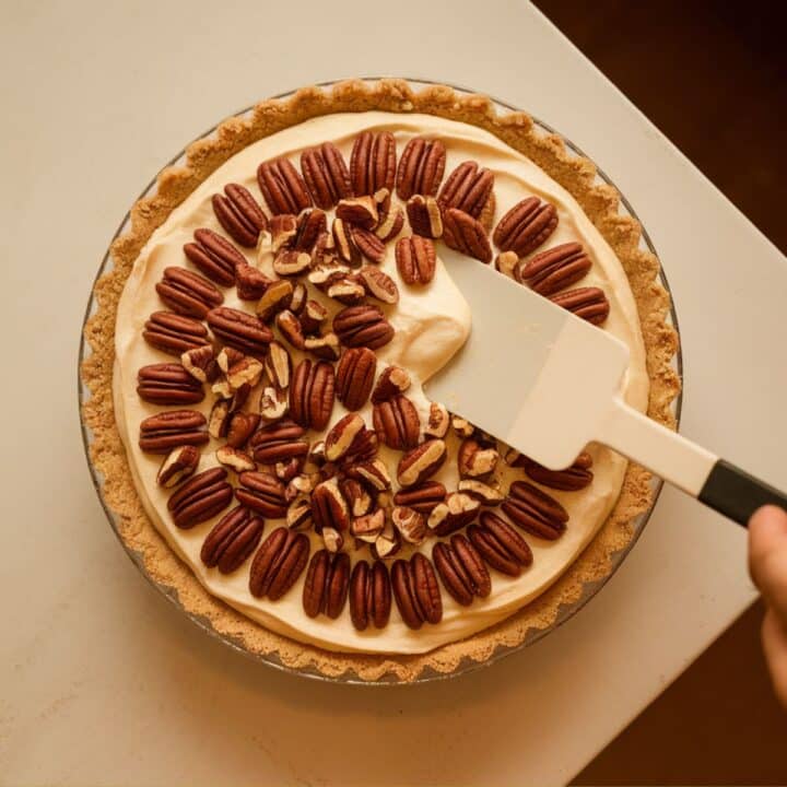 Easy Pecan Cream Pie Recipe for a Delightful Dessert