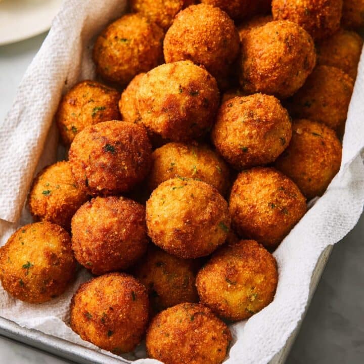 Best Homemade Stuffed Fried Rice Balls with Mozzarella